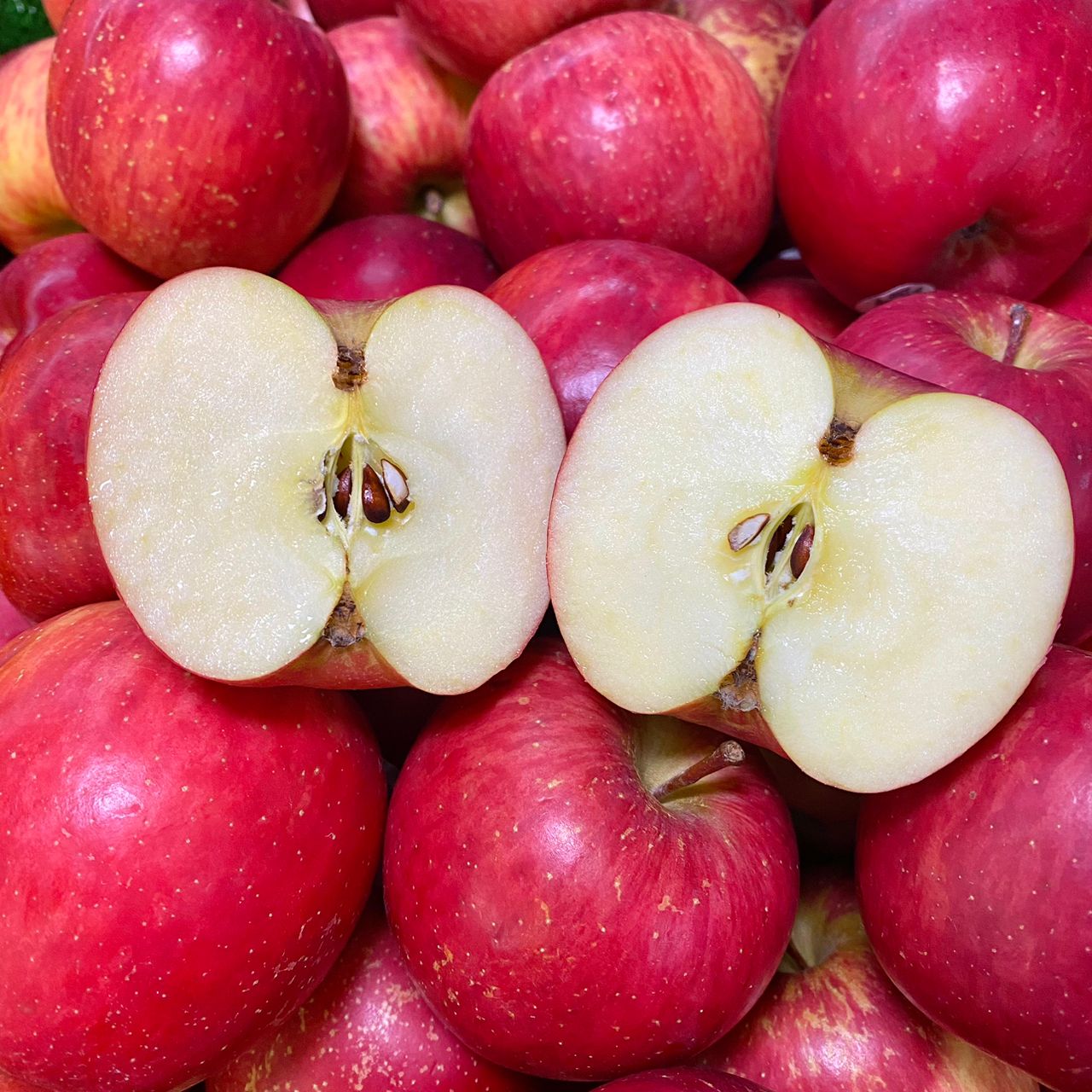 New Zealand Diva Red Apple – MBG Fruit Shop