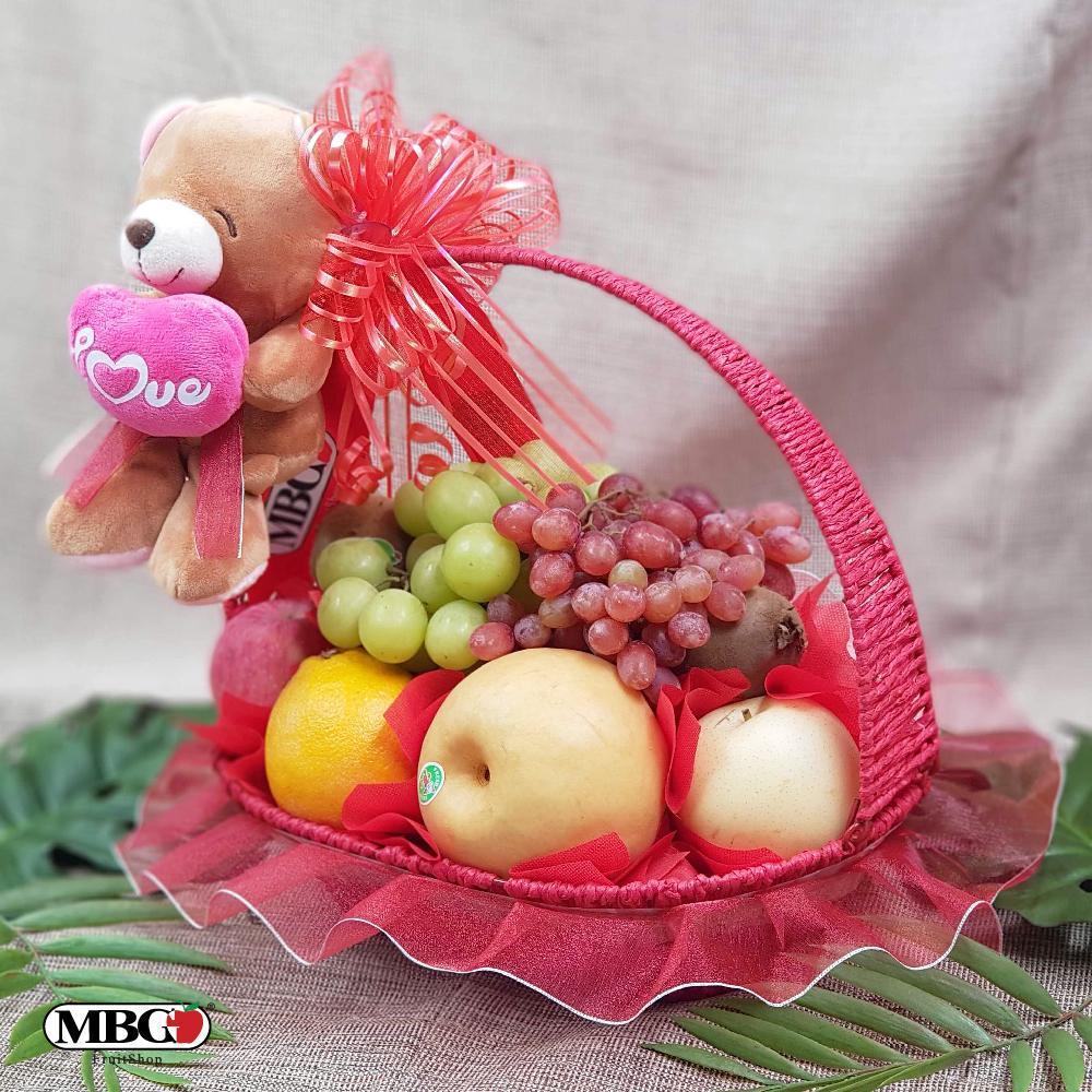 Loving Fruit Basket - Signature (7 Types of Fruits) – MBG Fruit Shop