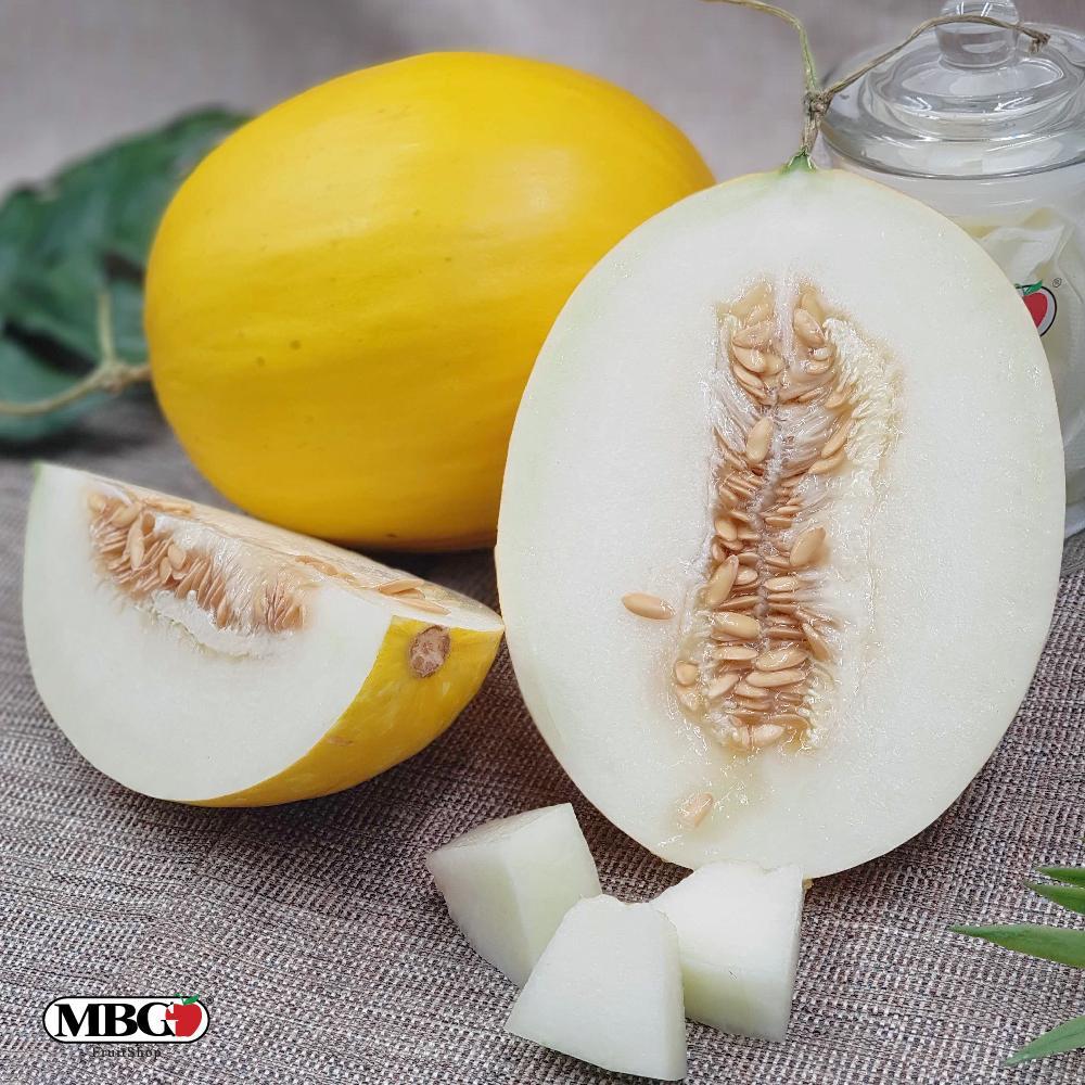 Malaysia Sweet Golden Melon (White Flesh)(1.3+- KG/Pc) – MBG Fruit Shop