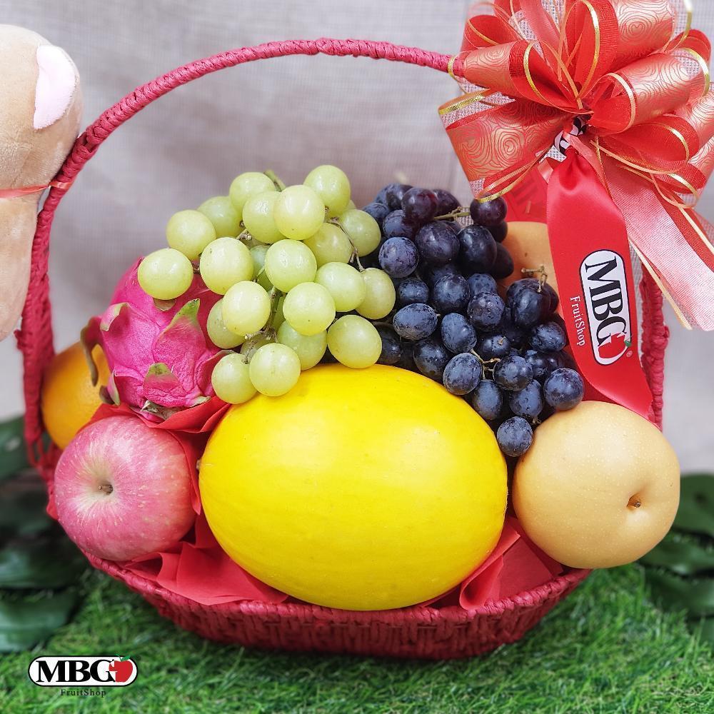 Sweetheart Fruit Basket - Melody (8 Types of Fruits) – MBG Fruit Shop